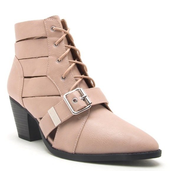 Qupid | Shoes | Qupid Nude Zane Wood Block 25heel Pinkish Beige Size 75 ...